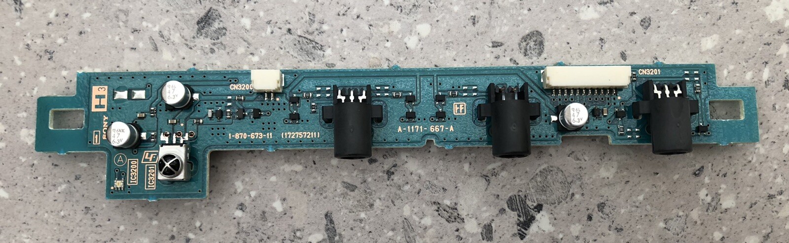 Sony KDL-46X2000 LDC Television TV IR LED Sensor Board 1-870-673-11 ...