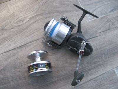 Spinning Reels - Mitchell 900 Reel