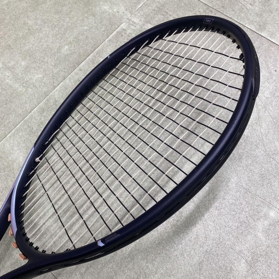 Gravity Pro G2 frame 100s badminton racket, Reg. Japan, used, slight ...
