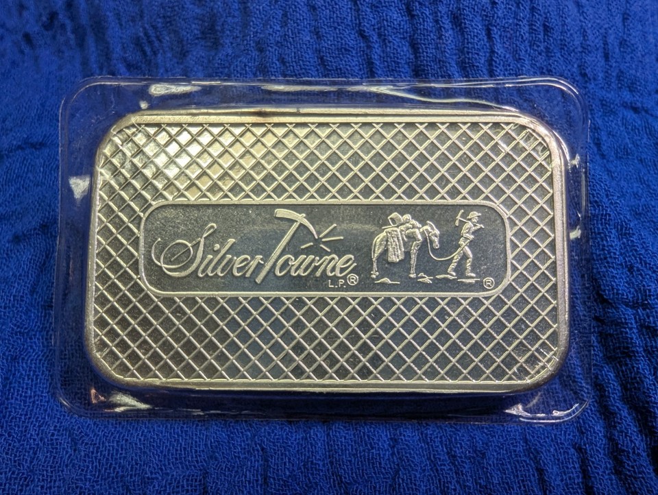 5 Troy Oz Silvertowne Serialized Silver Bar .999 Fine with Plastic ...