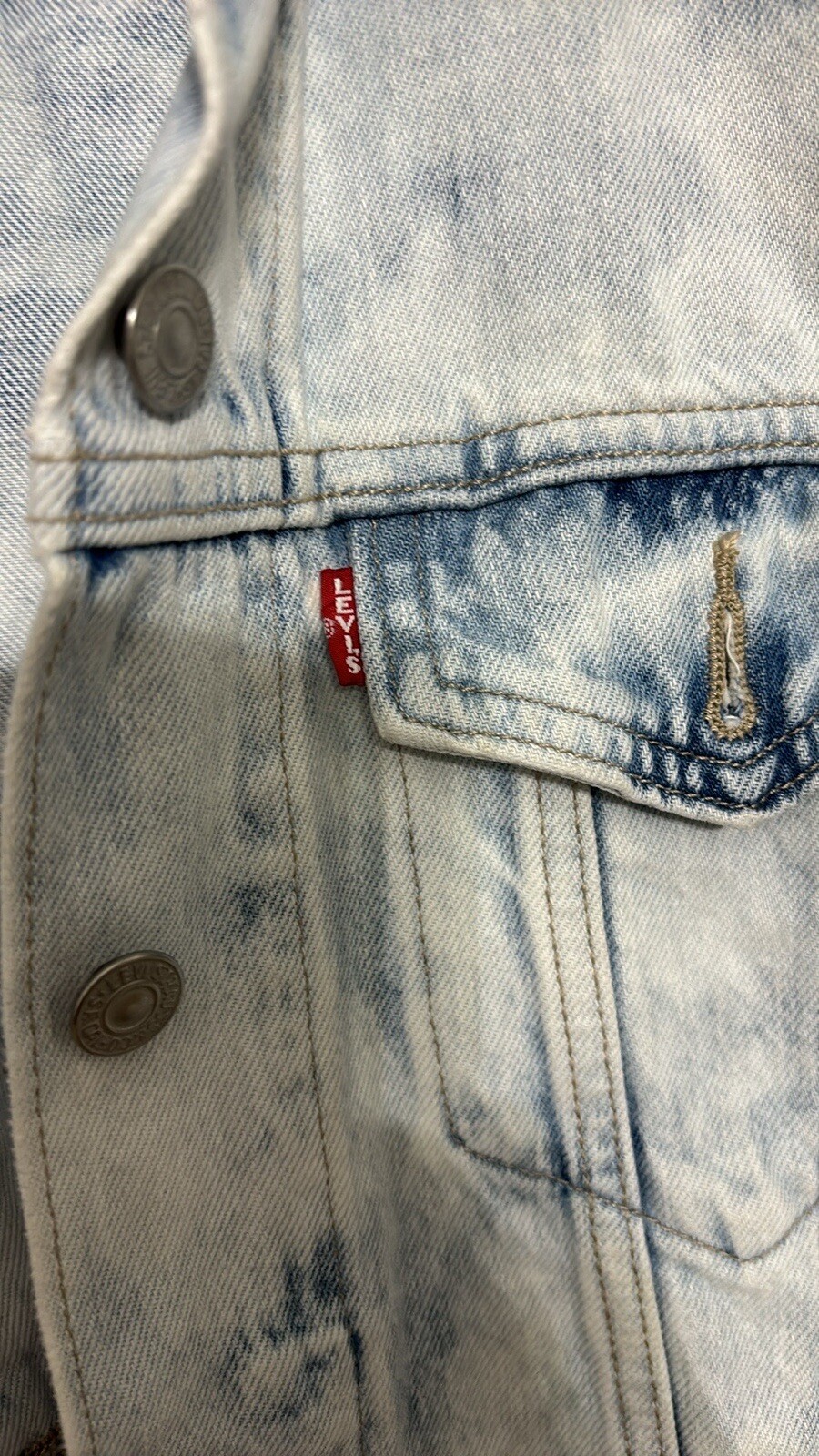 Levi Premium Acid Wash Jean Jacket Size Medium - Gem