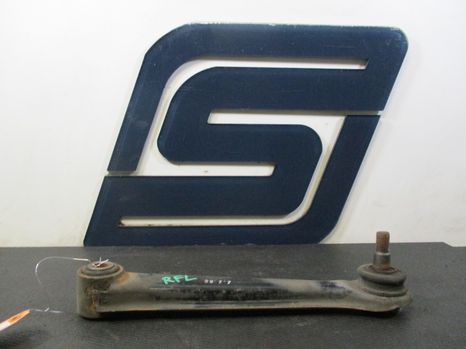 1999 Mitsubishi 3000GT SL - Passenger Rear Suspension - Front Lower ...