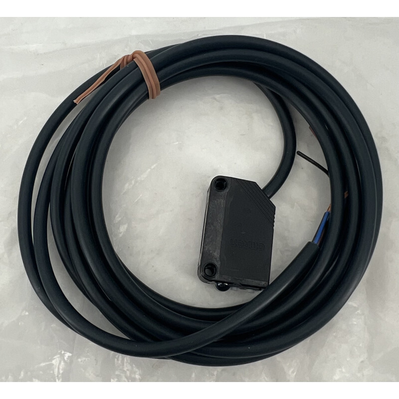 OMRON E3Z-D61 12 To 24V Dc 2m Sensor Photoelectric | eBay UK