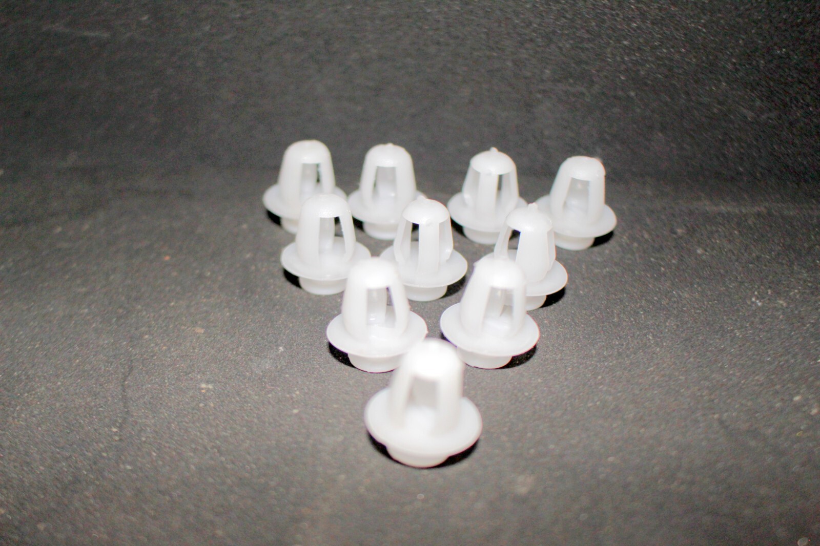 PORSCHE CAR INTERIOR BODY DOOR CARD FASTENER PUSH-IN WHITE 10MM TRIM ...