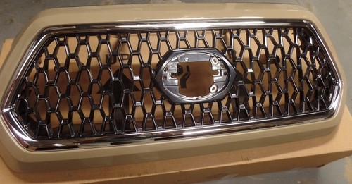 OEM Toyota Tacoma Sport Sr5 Grille 53101-04040-d0 Fits 2017-2019 Red ...