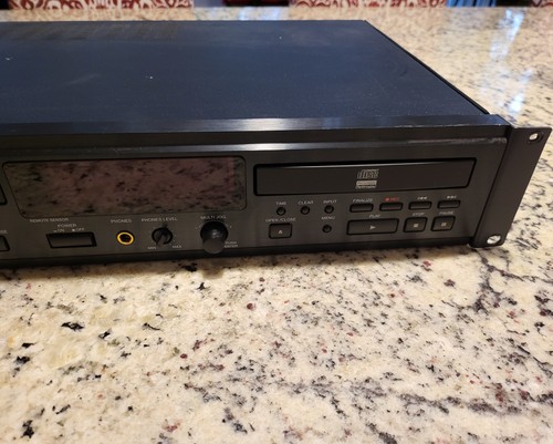 Denon DN-C550R Professional Dual Drawer CD Player CD-R CD-RW Recorder ...