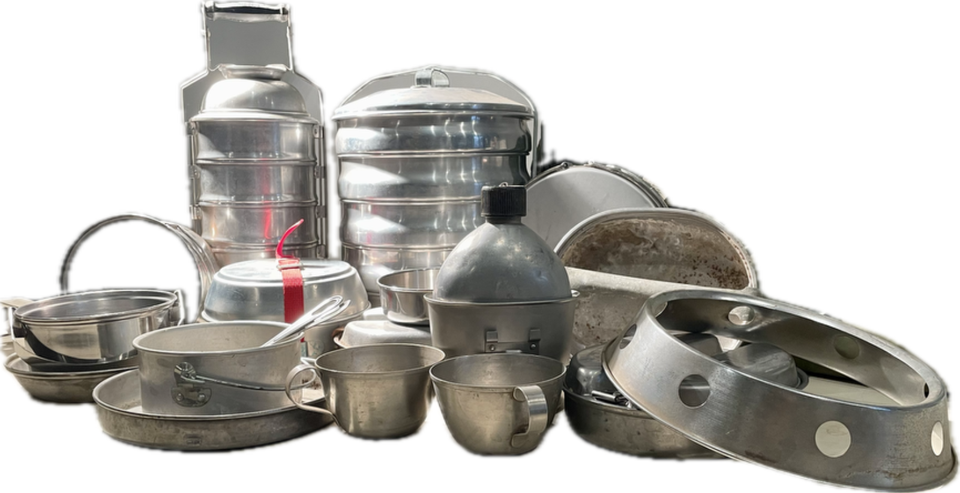 Vintage Army Camping Cook Set Mess Kit Pots Pans Plates, With Army Bag ...