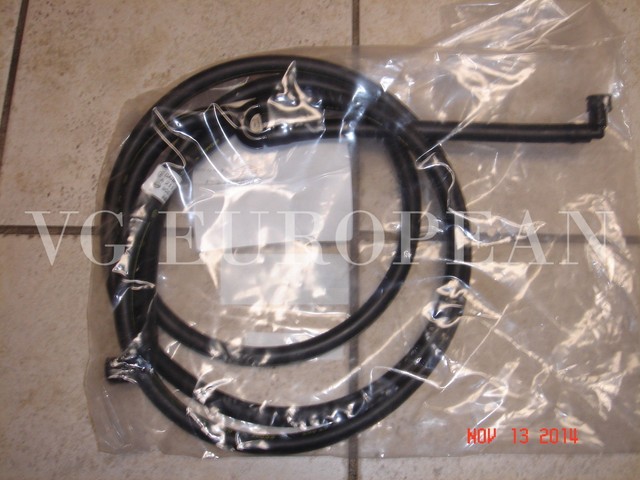 Mercedes-Benz 2118600392 Genuine OEM Washer Hose Connector for sale ...