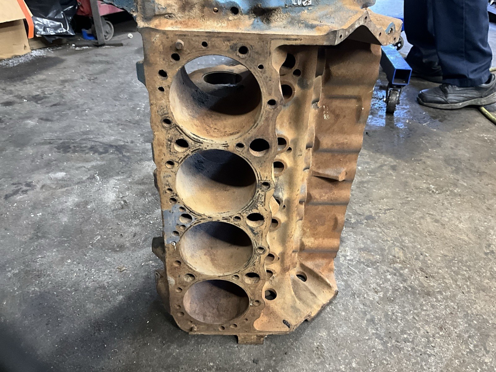 Used Chevy Small Block Cast # 3970010 4 Bolt Mains 302, 327, 350 | eBay