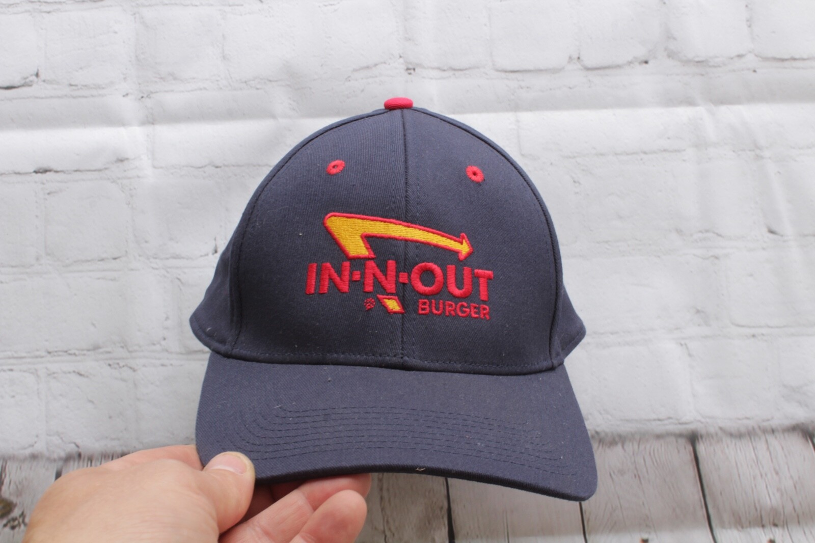 IN N OUT Burgers Flex Fit Baseball Hat Cap Large/XL - Gem