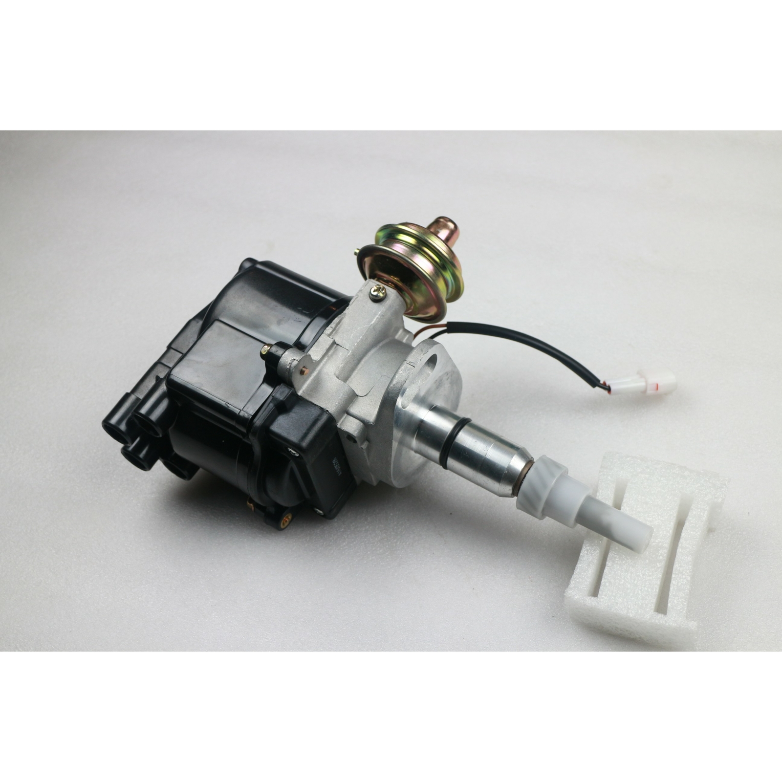 Toyota 2Y 3Y 4Y Daihatsu F80 Ignition Distributor Dissy Dizzy | Silver ...