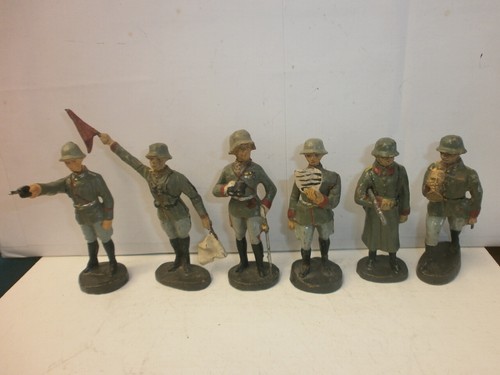 Set of 6 old Hausser Elastolin toy soldiers at 7cm with officers etc ...