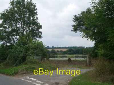 Photo 6x4 A gate at Fen Lane Roydon where it meets Doit Lane Diss c2006 ...