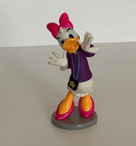 Disney DAISY DUCK 3” PVC figure cake topper | eBay