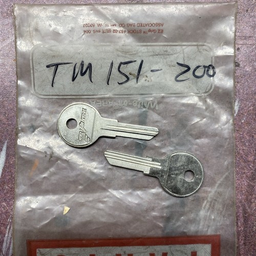 (2keys)Trimark Keys / RV Storage / Motorhomes / cut to code / Series TM151-TM200 | eBay