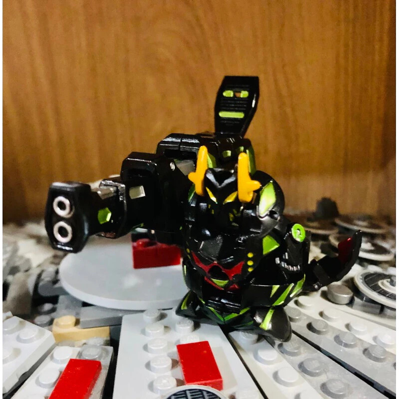 Bakugan Darkus Linehalt & Boomix Battle Gear Combat Set Metallic Custom ...