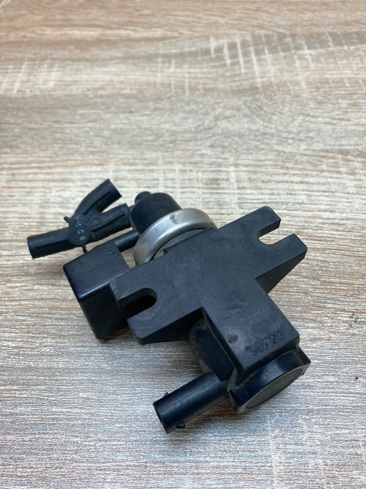 A0051535528 70078200 Mercedes Benz W169 Vacuum pump Solenoid Control ...