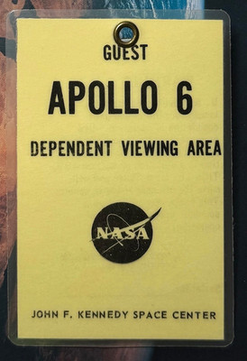 APOLLO 6 DEPENDENT VIEWING AREA LAMINATED BADGE & CLIP SN | eBay