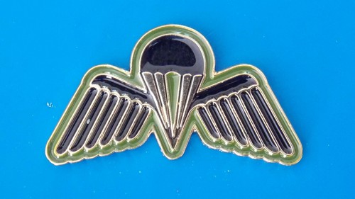 COMMANDO PARACHUTE WINGS LAPEL BADGE NICKEL PLATED & ENAMEL 25MM WITH ...