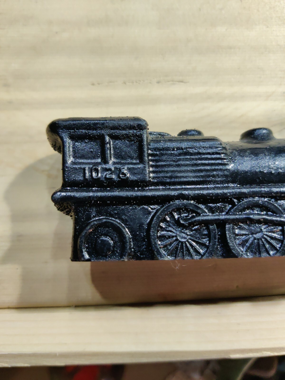 Antique Hand Carved Coal Locomotive 1028 Railroad Train Engine ...