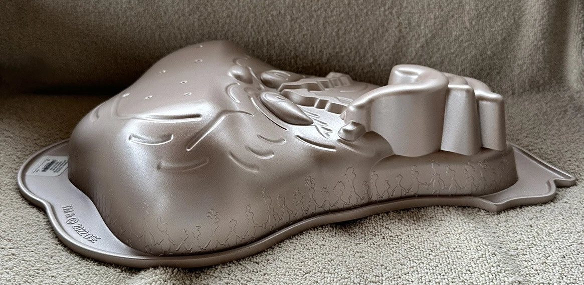 Grinch Cake Pan