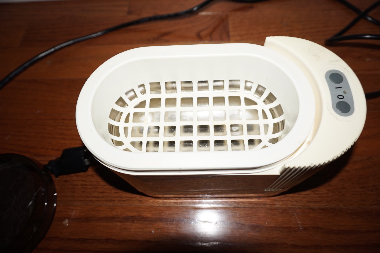 Branson 0.4 Liter Ultrasonic Jewelry Cleaner B200 115v sonic dental ...