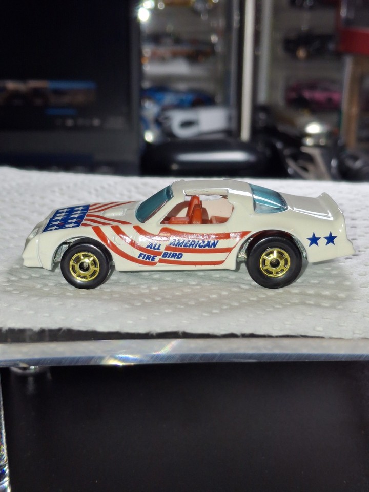 Hot Wheels All American Firebird 1977 Hot Bird Gold Hot Ones Rims. #37 ...