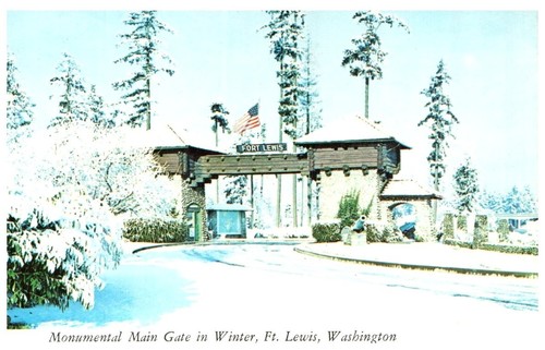 FT LEWIS,WASHINGTON MAIN GATE IN WINTER.VTG RARE POSTCARD*B9 | eBay