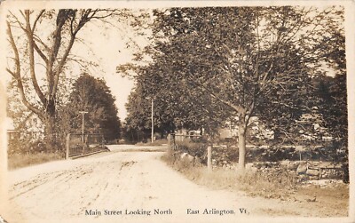 EAST ARLINGTON, VT ~ MAIN STREET LOOKING NORTH, HOMES, REAL PHOTO PC ...