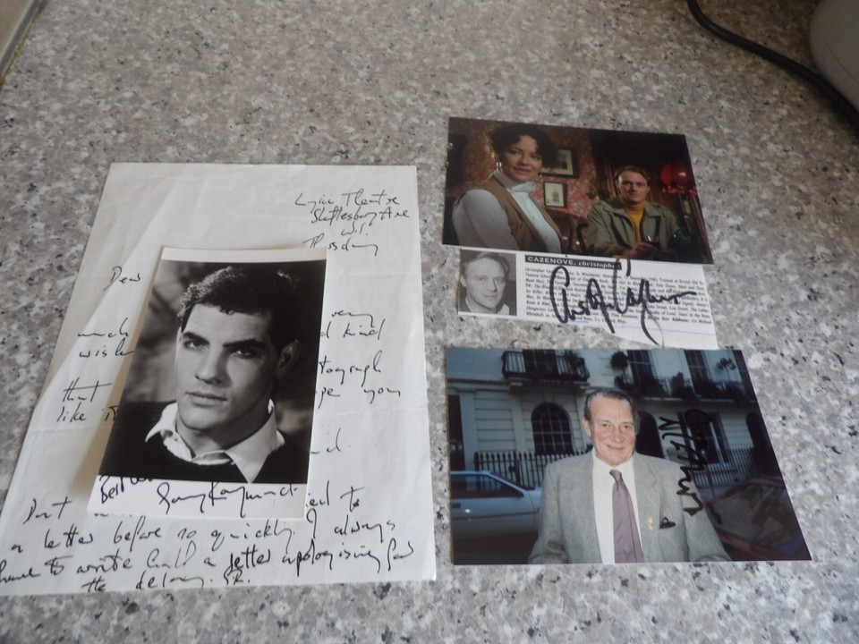 Hammer Horror Actors signed collection - 10 signed photos and cards ...
