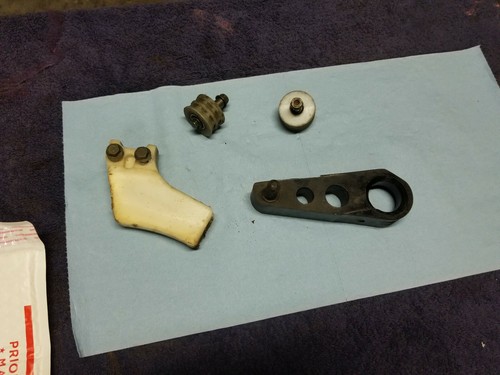 banshee front chain slider, chain guide and bearing style chain roller ...