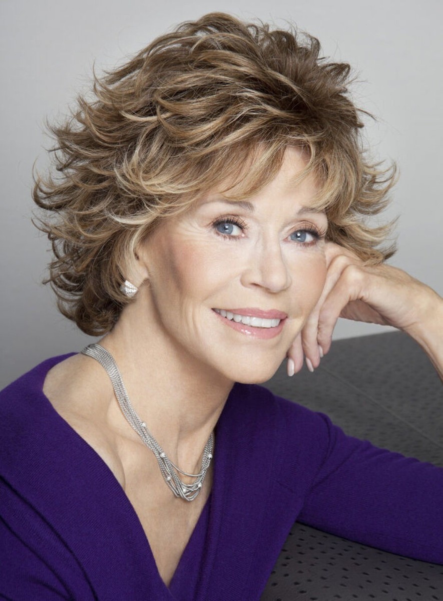 Jane Fonda Haircuts Jane Fonda's Chic Short Haircut: A Timeless Style