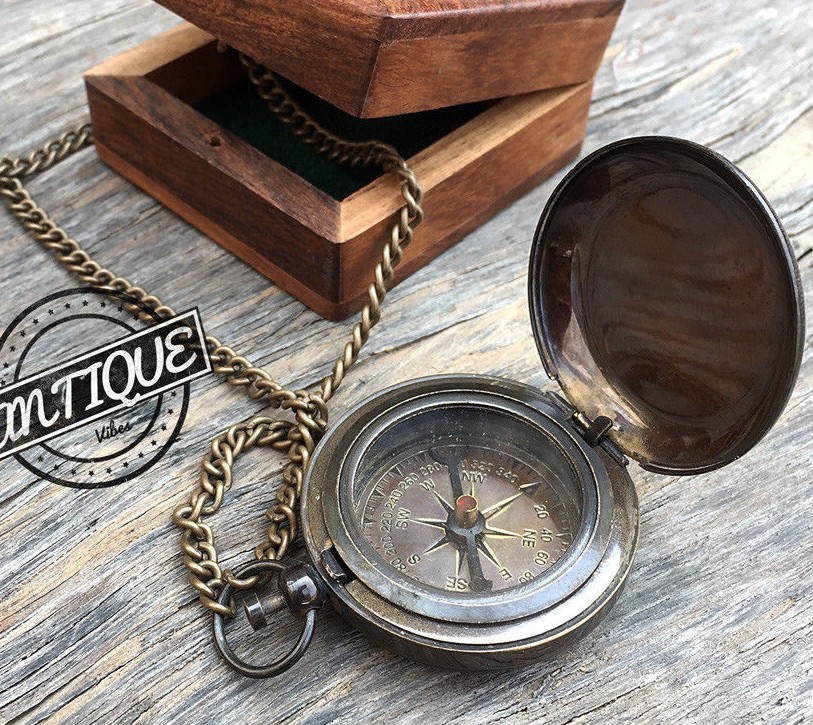 Vintage Round Cover Chain Compass in Wooden Box Traveling Compasss ...