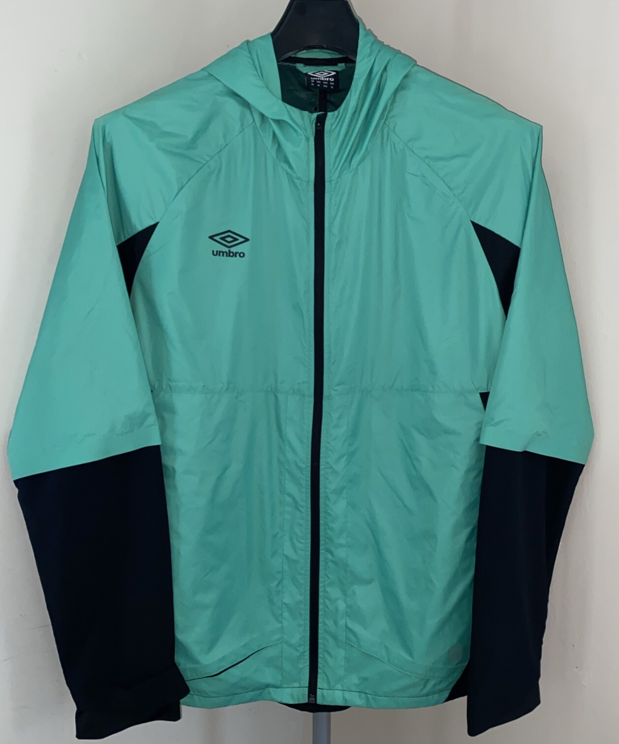 Umbro Men’s Elite Training Hybrid Climate Control Jac… - Gem