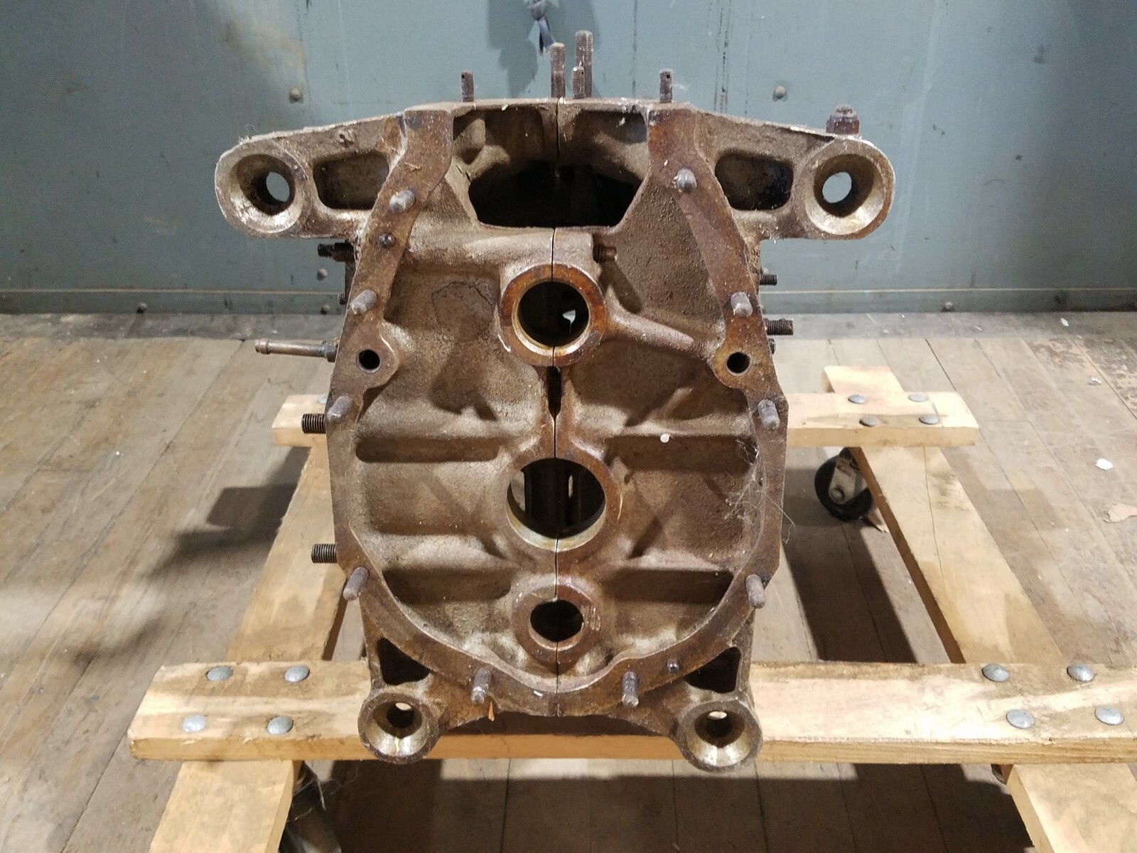 Continental A65 6651 Aircraft Engine Crankcase 10846 Aviation FOR PARTS ...