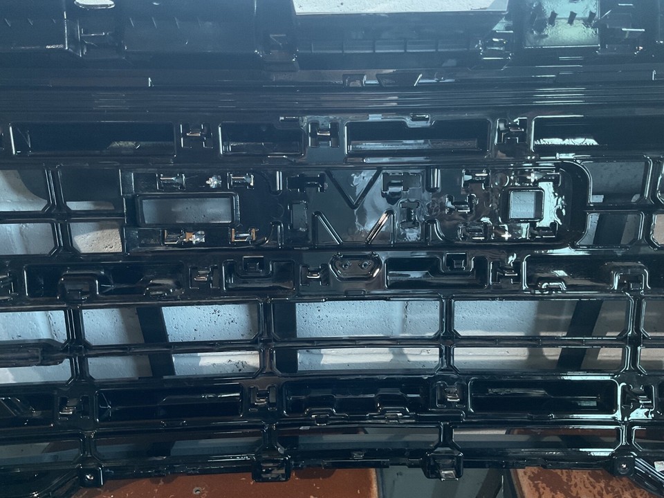 2022 2024 GMC Terrain AT4 Grille GOOD CONDITION OEM 85590302 | eBay