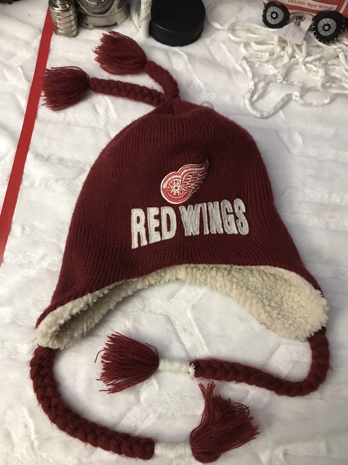 Detroit red wings winter Hat winter redwings stringed old time hockey ...
