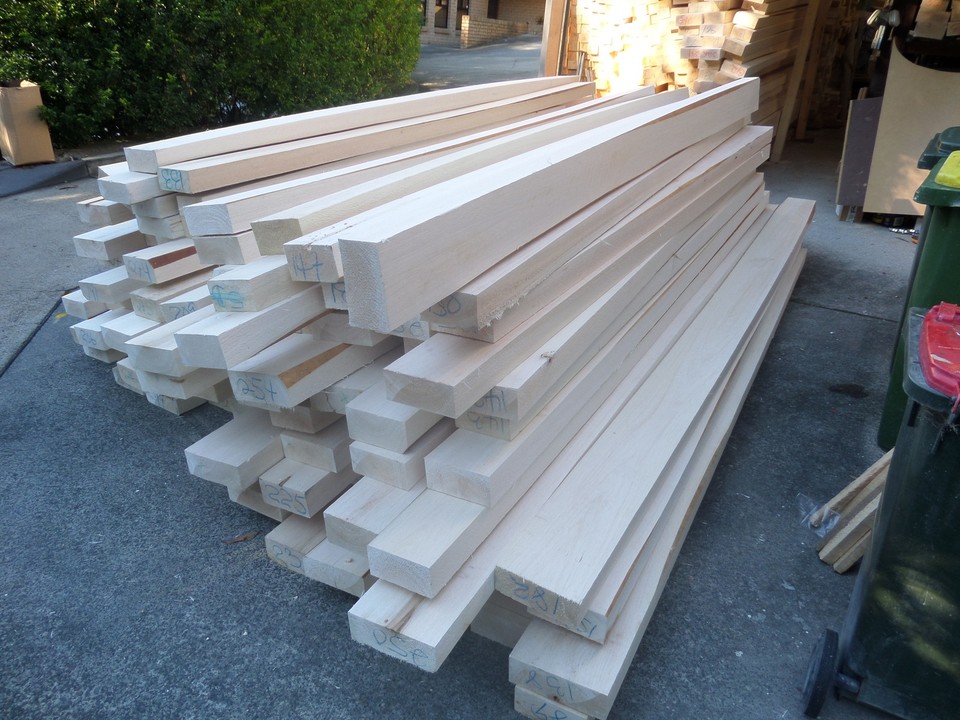 BALSA WOOD blocks (rough size 100mm x 75mm x 300mm)rough sawn 4"x3"x12 ...