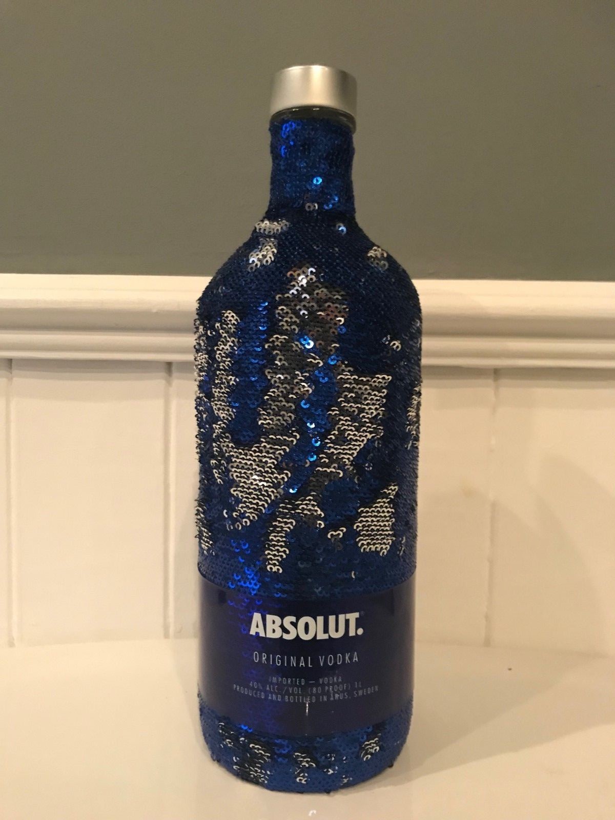 Rare ABSOLUT Vodka Uncover Sequin Bottle Sleeve Huge 1 Ltr Limited ...