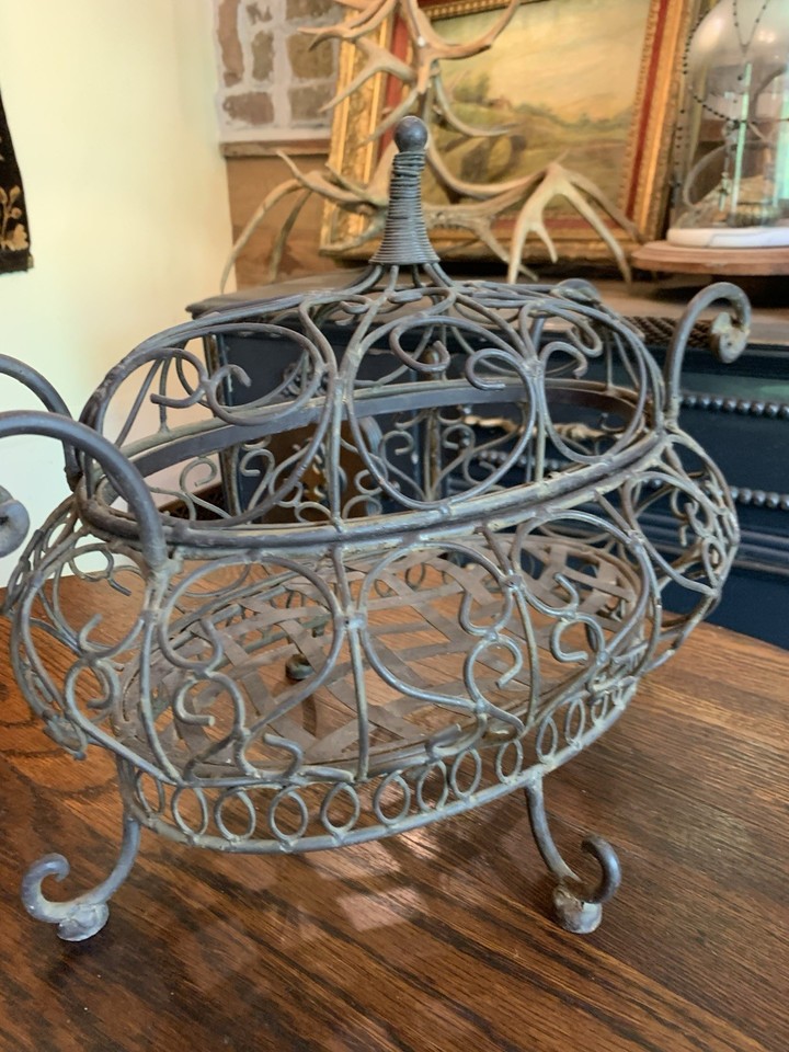 Vtg French Metal Filigree Wrought Iron Ornate Scroll Lid Basket Home Or ...