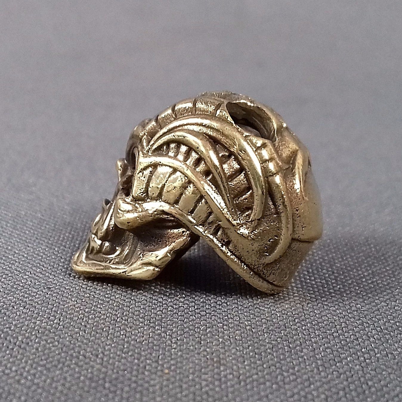 Alien skull Bronze Paracord Leather Lanyard Beads for Knife Bracelet ...