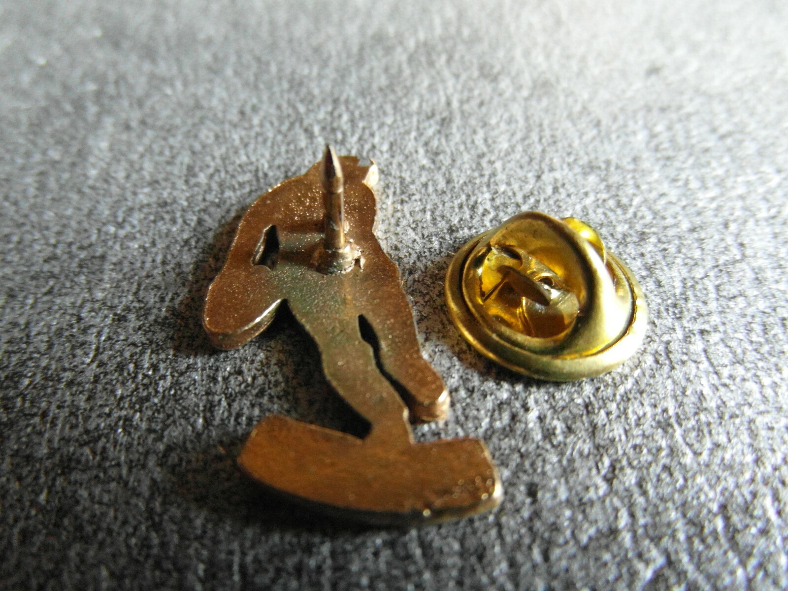 Rare Pins PIN'S - Rugby - Rcblv - Sport - Player - France - Zamac Ef ...