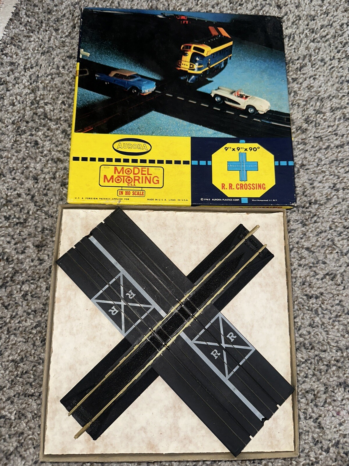 Aurora T-JET Model Motoring 90° Railroad Crossing Track Train HO #1522 ...