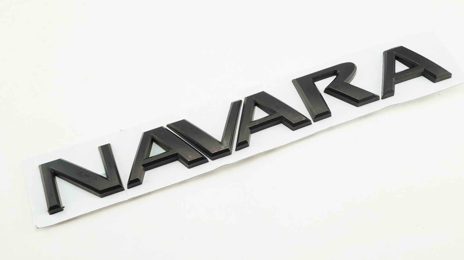 PLASTIC EMBLEM DECAL BLACK LOGO 3D NAVARA LETTERS INSTALL WITH TAPE 3M ...