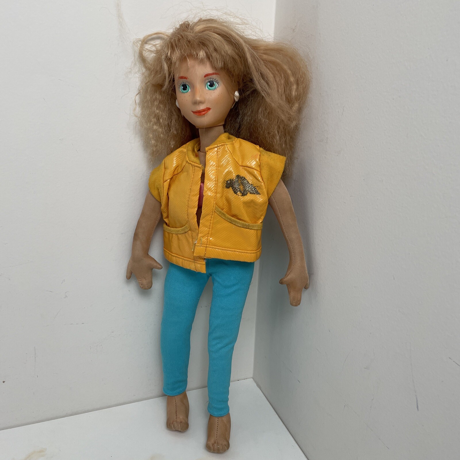 Vintage Chelsea 1986 Mattel Hot Looks Chelsea Doll Poseable Dressed 18 ...