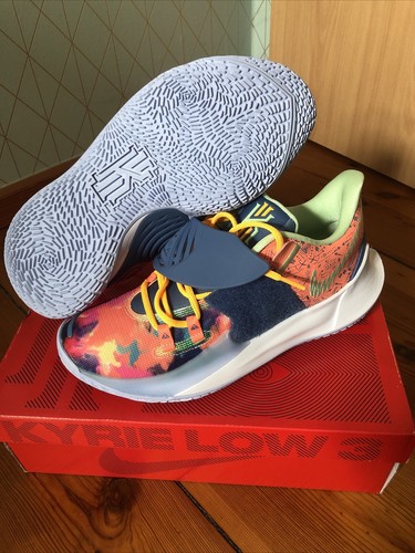 Nike Kyrie Low 3 Atomic Pink EUR44 Deadstock Jordan Kobe NBA Dallas ...