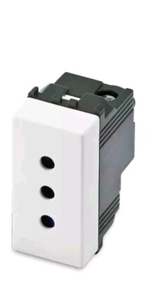 Master Series Mix White Outlet 2P+T 10A 21162 | eBay