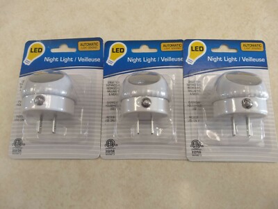 3 Pack Pk Intertek Night Lights Plug In BRAND NEW AUTO ON LIGHT SENSOR ...