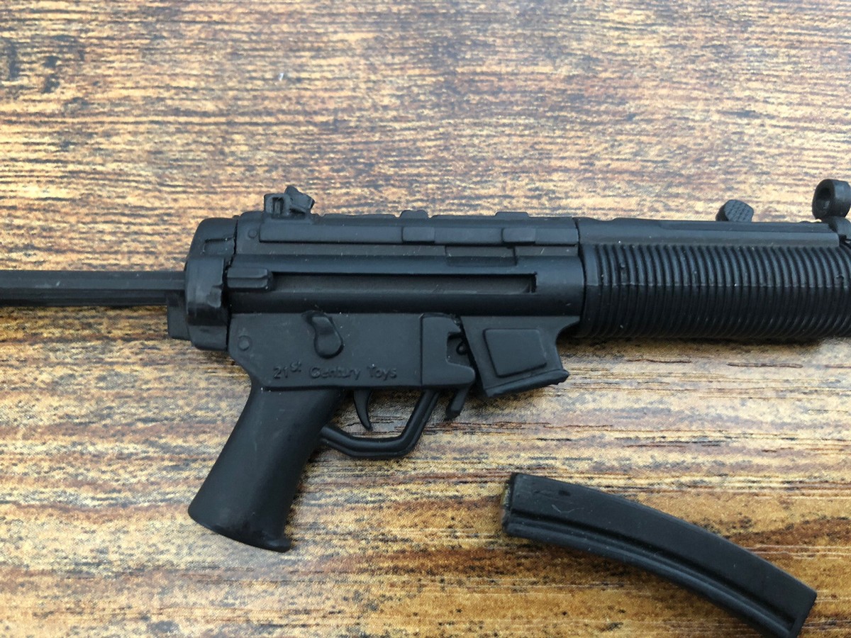 Mp5 Gun With Silencer