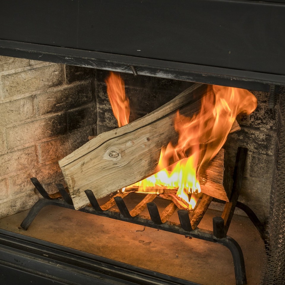 Duraflame Fatwood Resin-Rich Kindling Sticks, Fire Starters, Light Wood ...